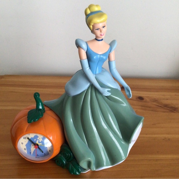Disney | Other | Disney Fantasma Vintage 9s Cinderella Pumpkin Clock ...